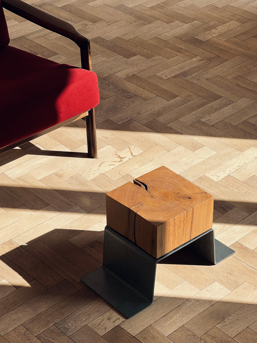 THE LINE FOOT STOOL – Baker Street Boys